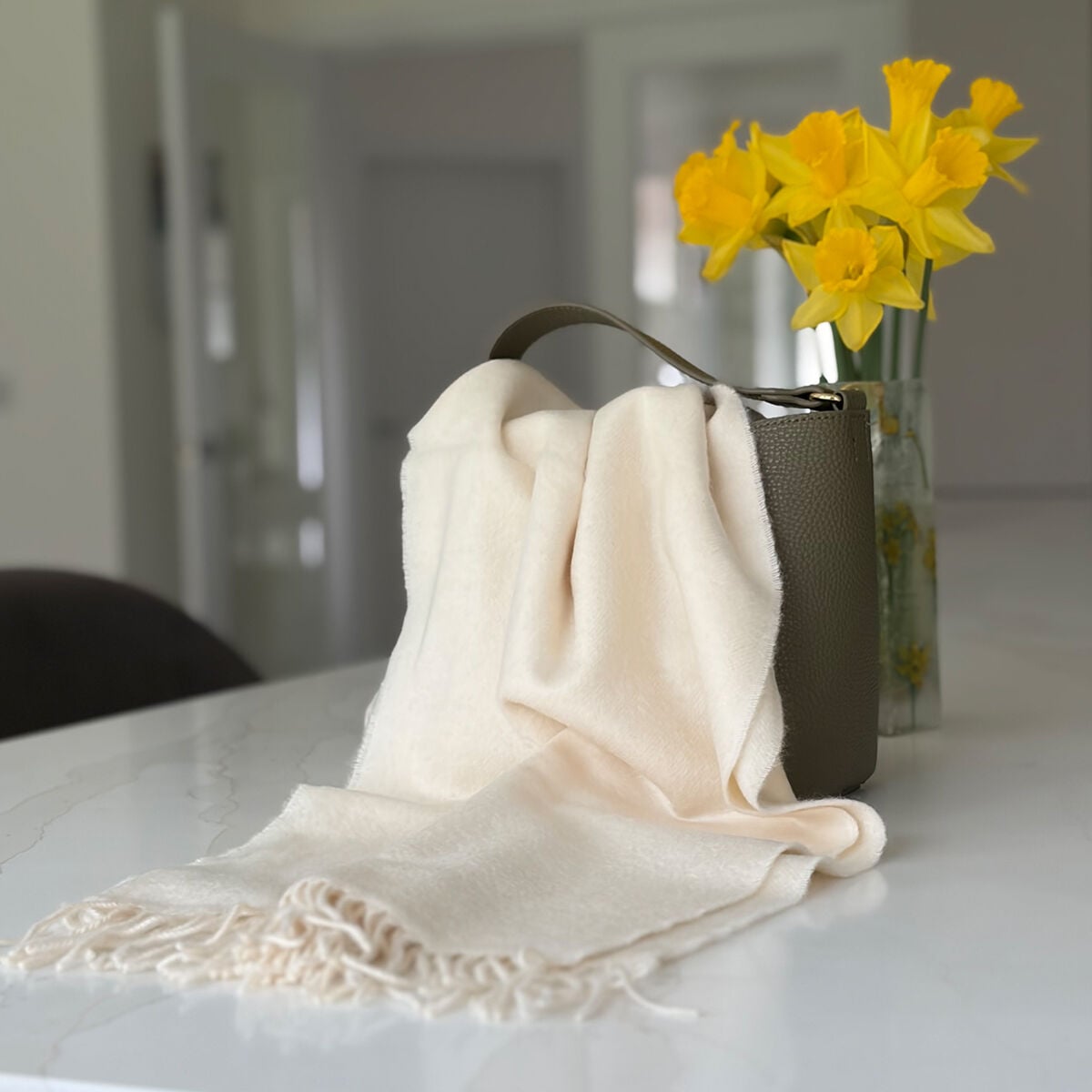 Cream Cashmere Woven Scarf | The Travelwrap Company